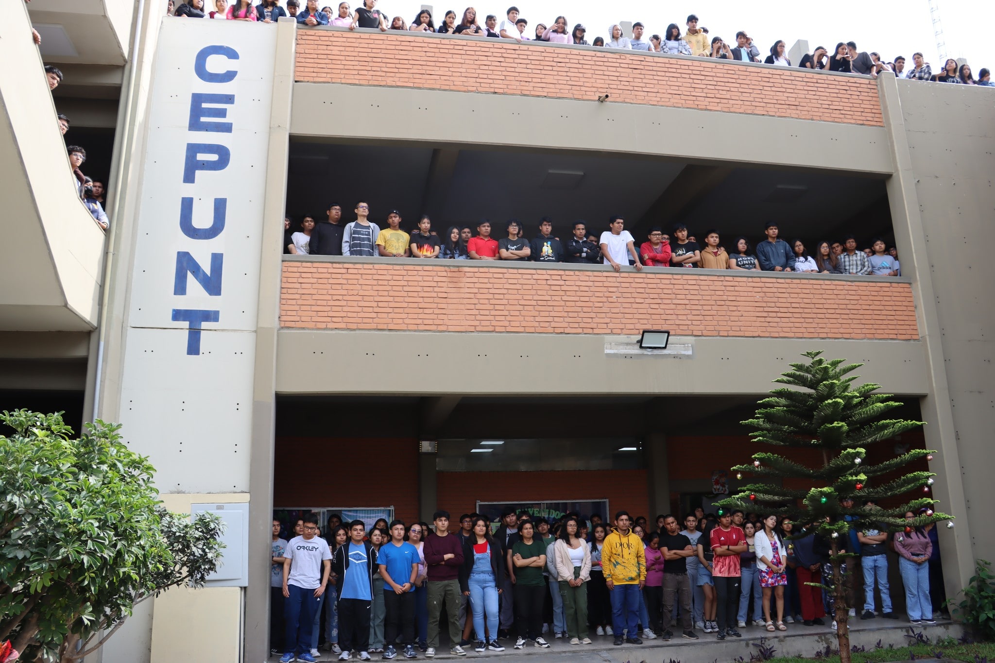 ::UNT:Universidad Nacional de Trujillo::